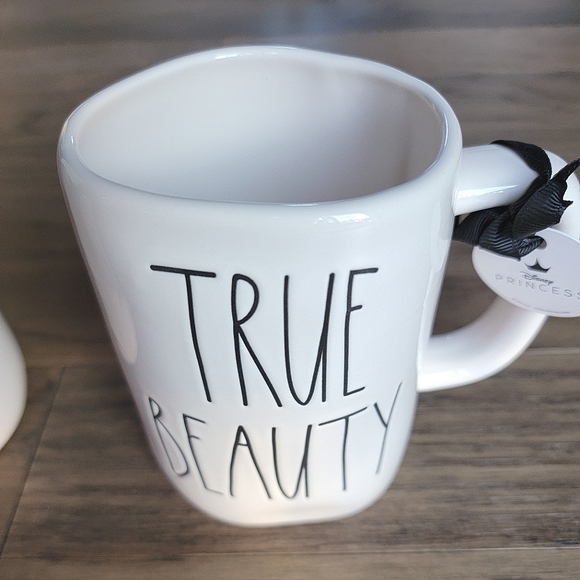 Rae Dunn | Dining | New Set Of 2 Rae Dunn Disney Princess Mugs ...